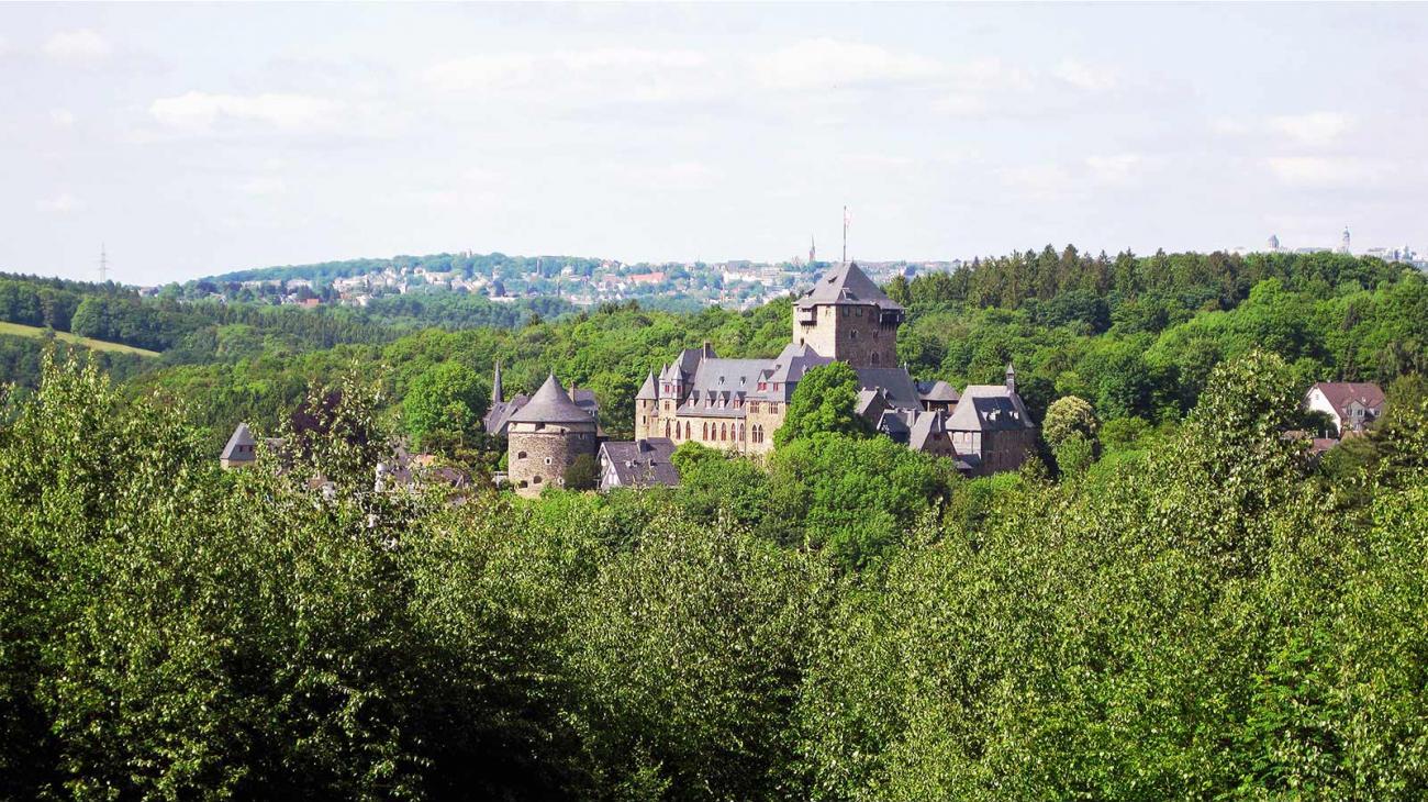 Schloss Burg Willkommen auf Schloss Burg! auf GRUPPENREISEN.COM