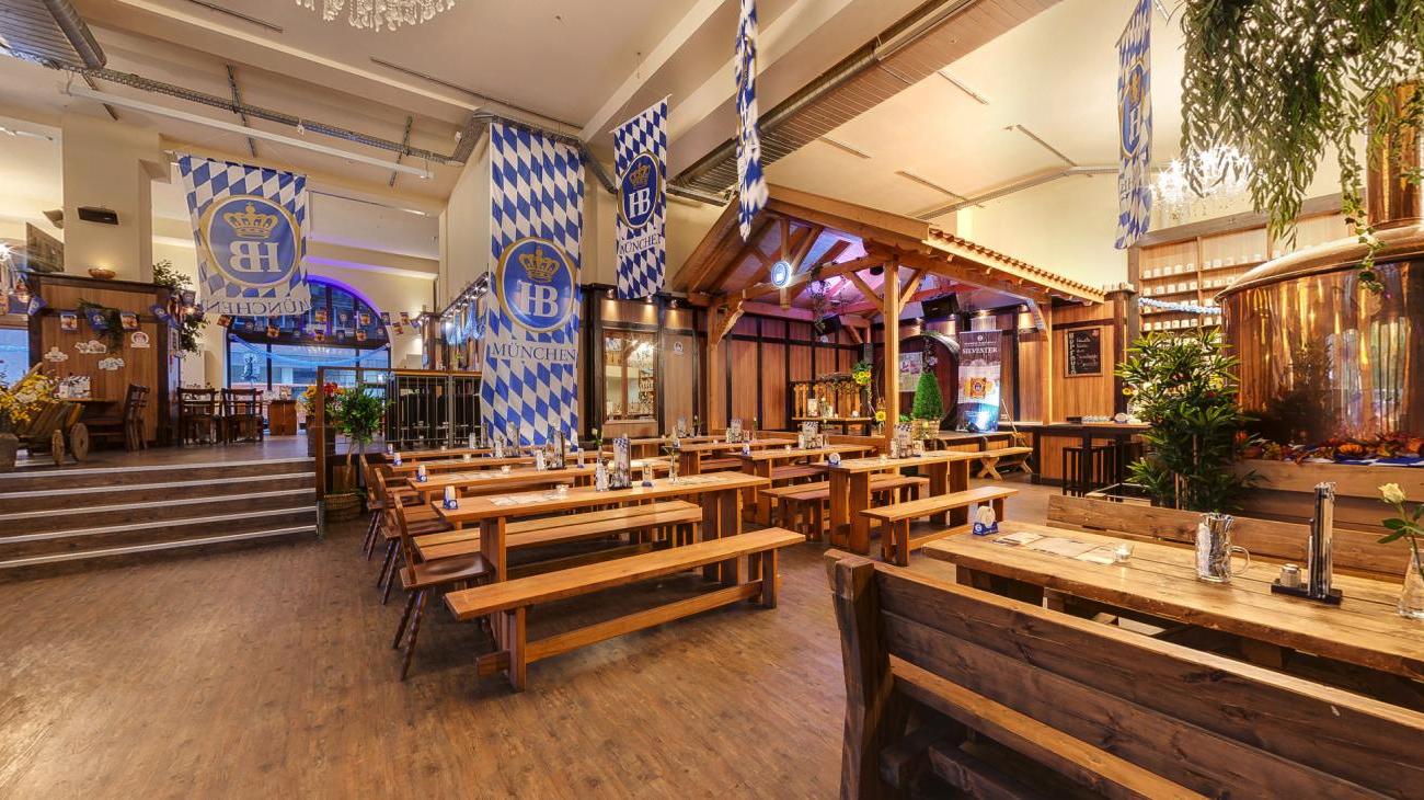 Hofbräu Wirtshaus Speersort Hamburgs zentralster und größter City-Biergarten! auf GRUPPENREISEN.C